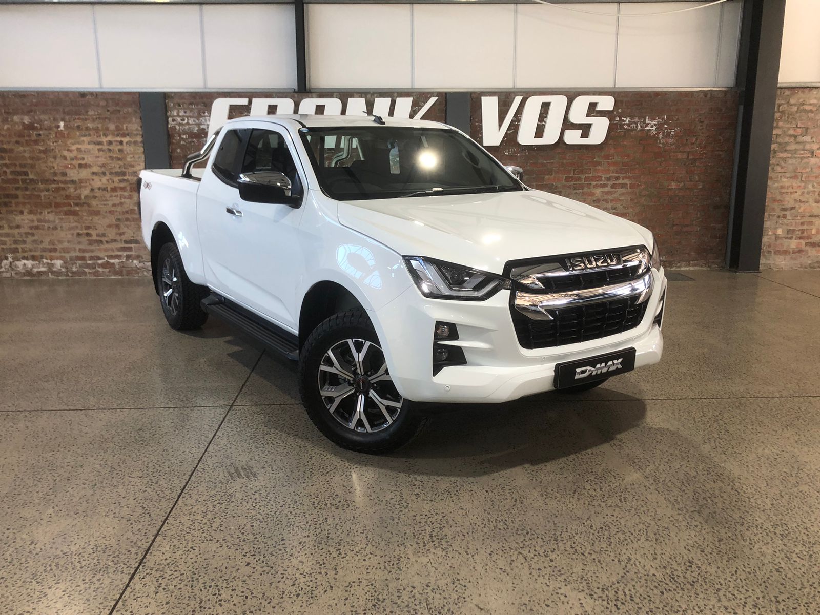 2025 Isuzu D-Max 3.0TD Extended Cab LSE 4x4 - Frank Vos Robertson